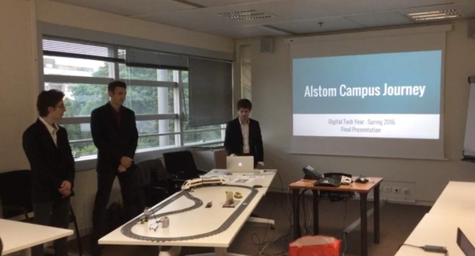 Paris Digital Lab · Alstom campus journey